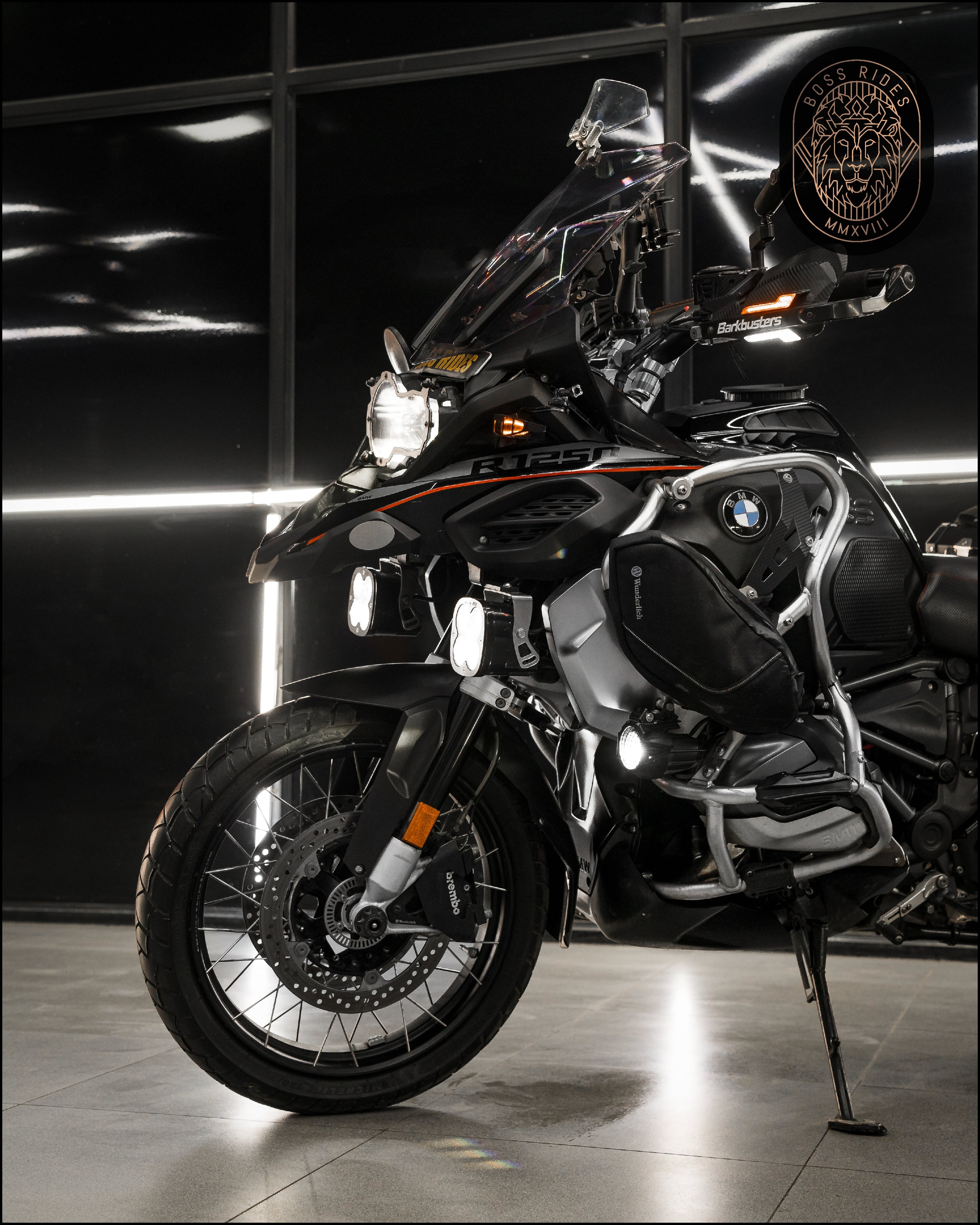 BMW R1250 GSA TRIPLE BLACK Boss Ride