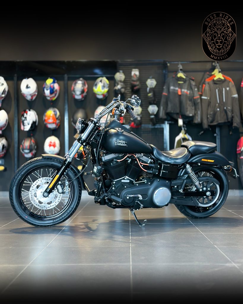 HARLEY DAVIDSON STREET BOB - Boss Ride