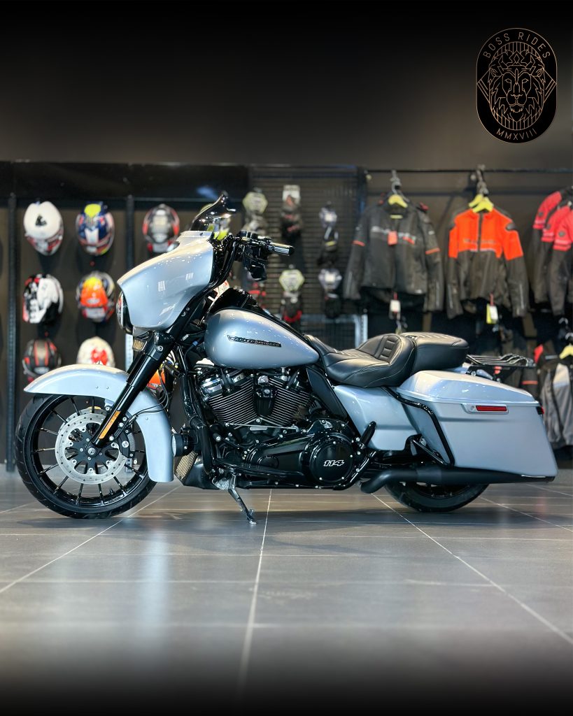 HARLEY DAVIDSON STREET GLIDE 114 - Boss Ride