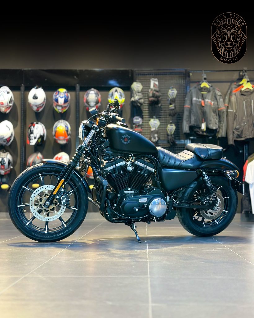 HARLEY DAVIDSON IRON 883 - Boss Ride