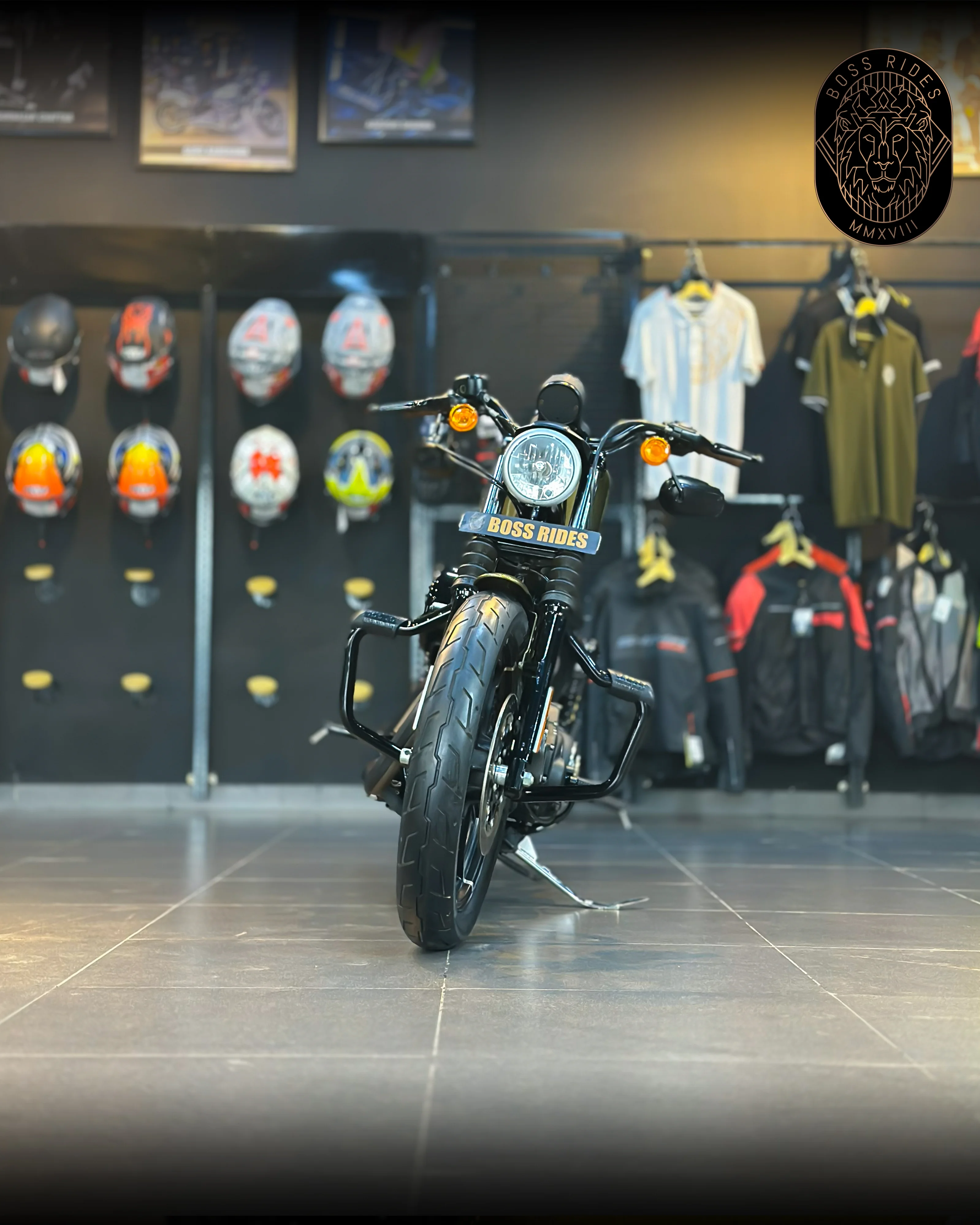 HARLEY DAVIDSON IRON 883 - Boss Ride